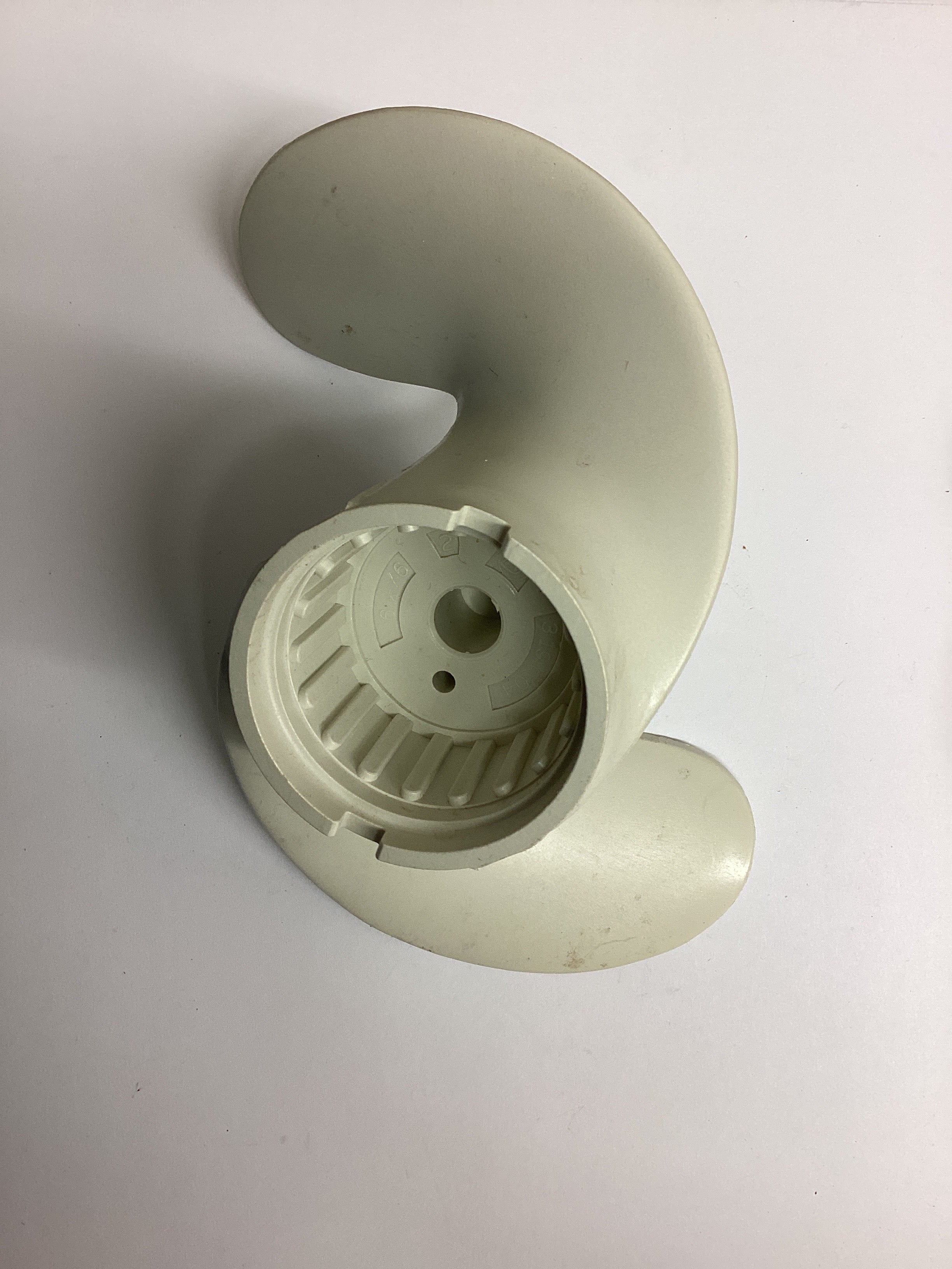 PLASTIC PROP 4 BLADE WEED P/N 319004